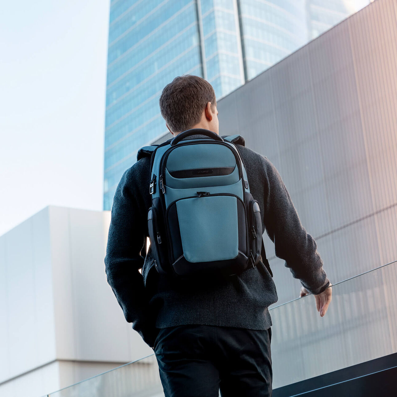 Pro-DLX 6 Backpack expandable 15.6" Black | Samsonite Ireland