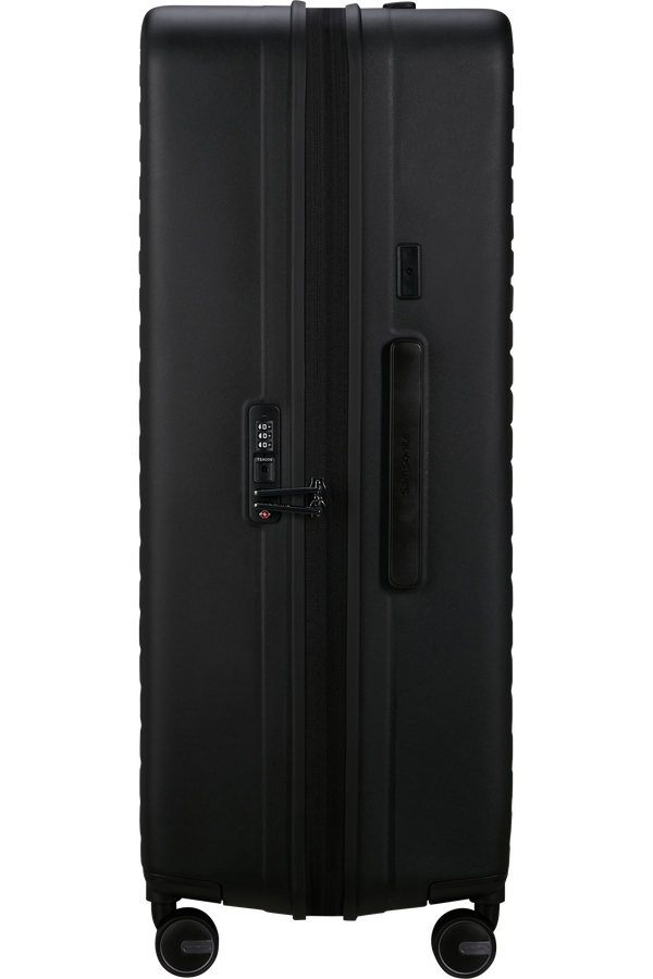 Restackd Spinner expandable (4 wheels) 81cm Black | Samsonite Ireland